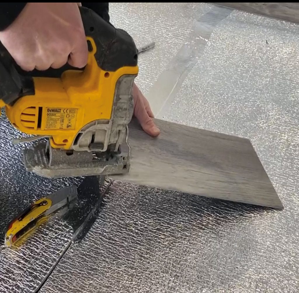 SPC-Lux Flooring Fitting Kit • Ecohome Insulation
